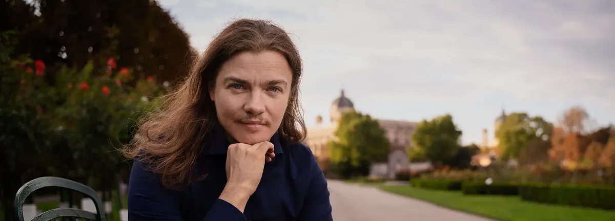 Top 5 transgender French speakers every learner needs to follow